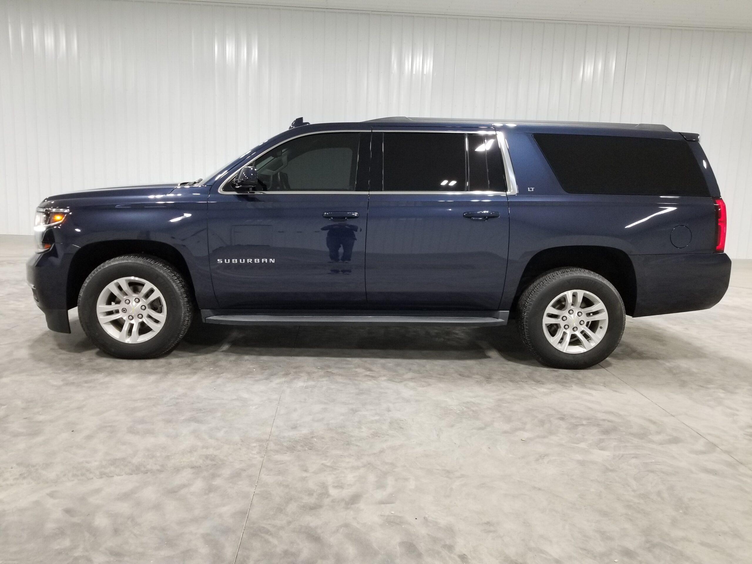 2017 CHEVROLET SUBURBAN LT, 4X4, 31K MILES, SUPER CLEAN!!! - Ready To ...