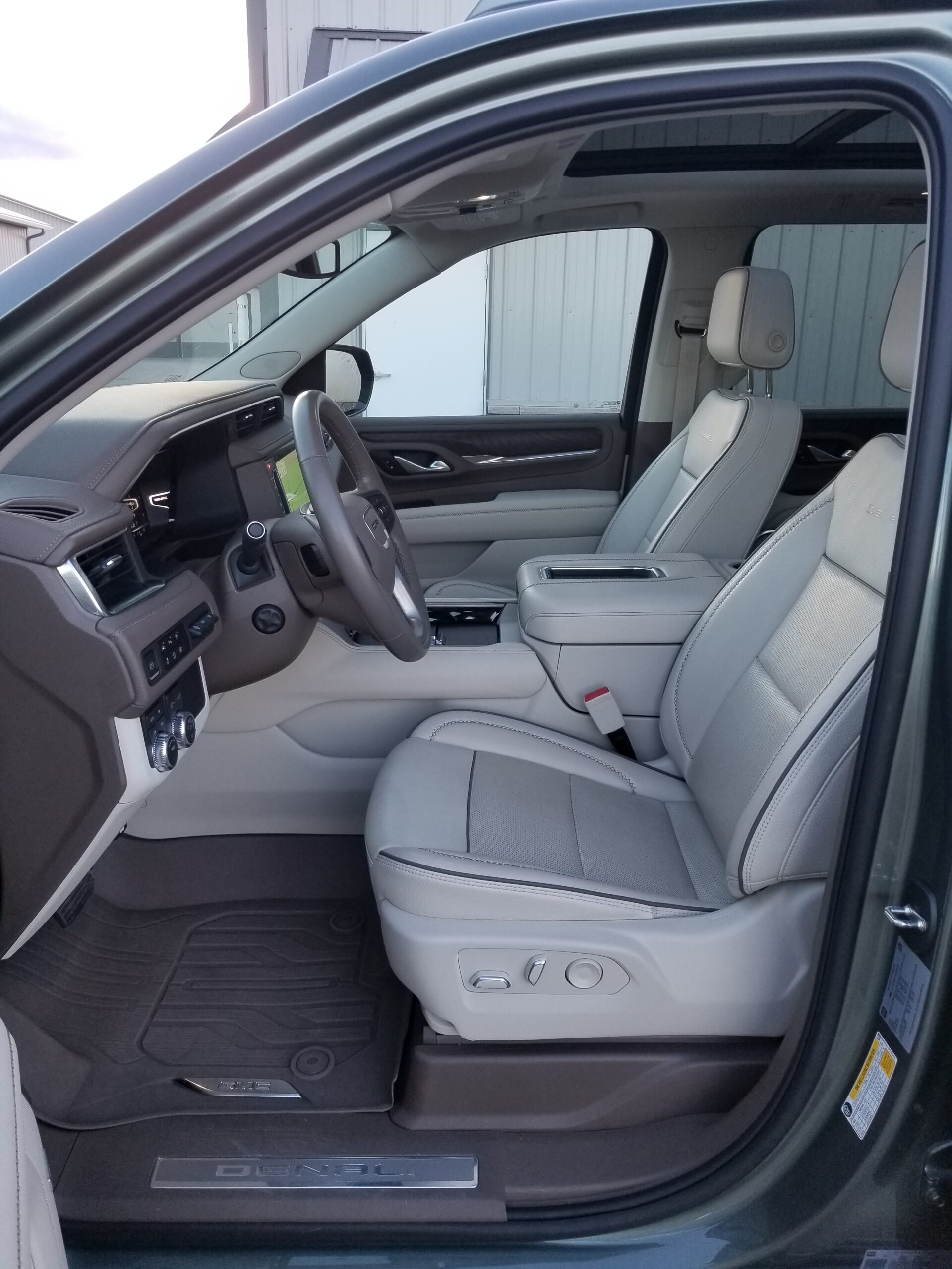 2023 GMC YUKON XL DENALI, 42K MILES, LIKE NEW! LOADED!!! - Ready To Go ...