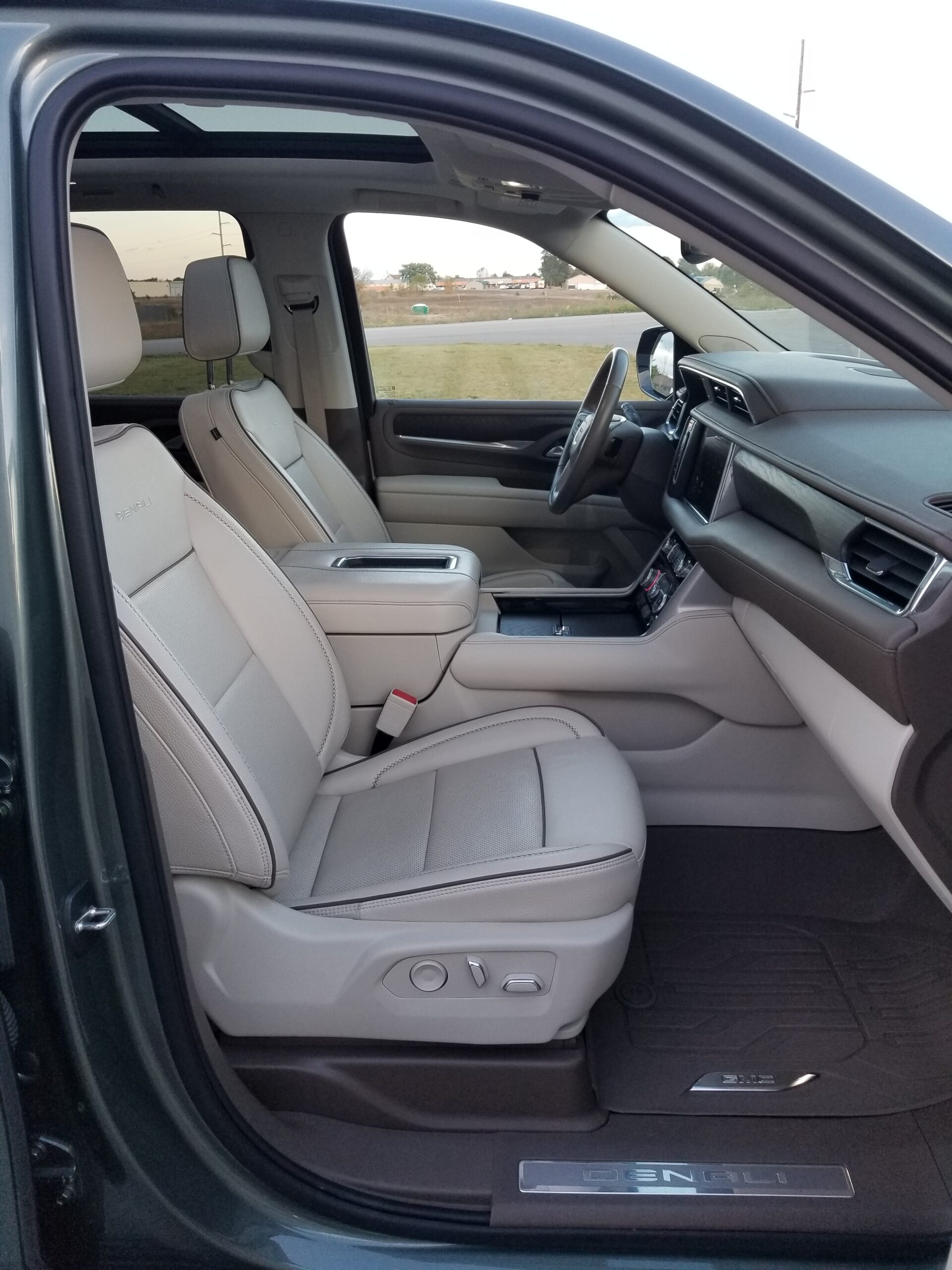 2023 GMC YUKON XL DENALI, 42K MILES, LIKE NEW! LOADED!!! - Ready To Go ...