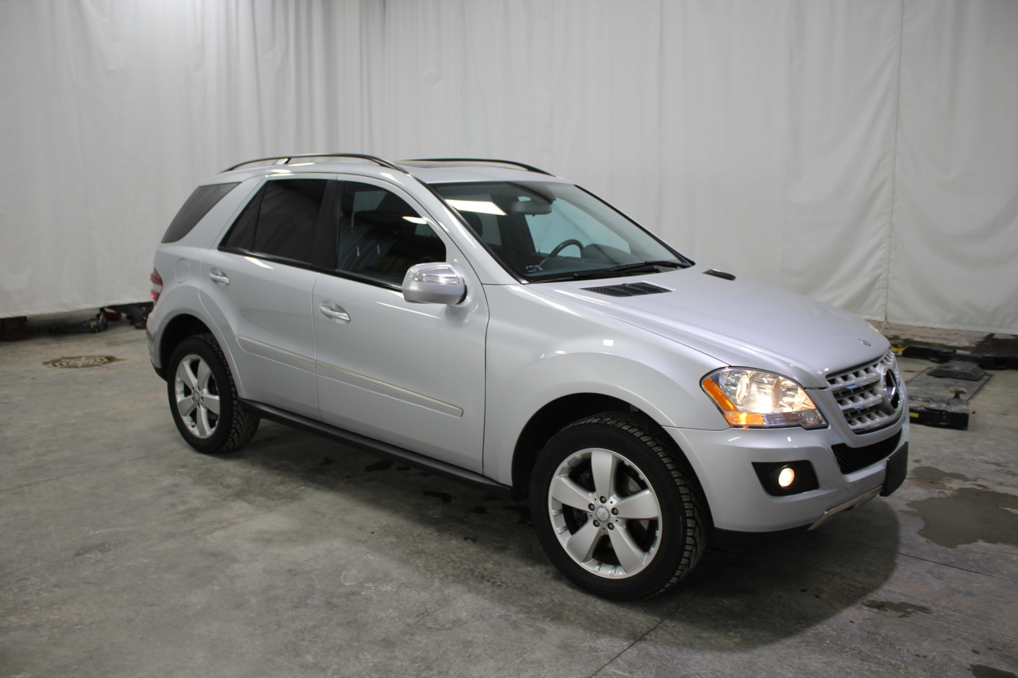 2009 Mercedes ML 350 4Matic AWD, loaded, only 52k miles, extra clean ...